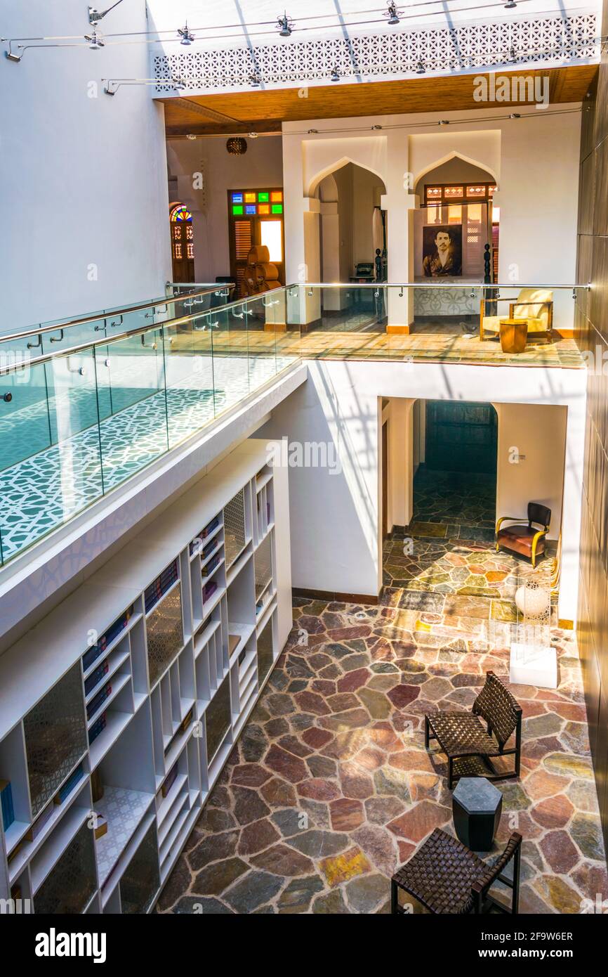 Old bahrain house hi-res stock photography and images - Alamy