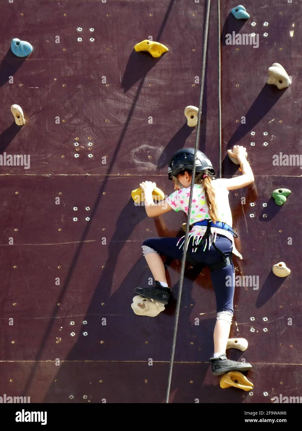 Climbing safely hi-res stock photography and images - Alamy