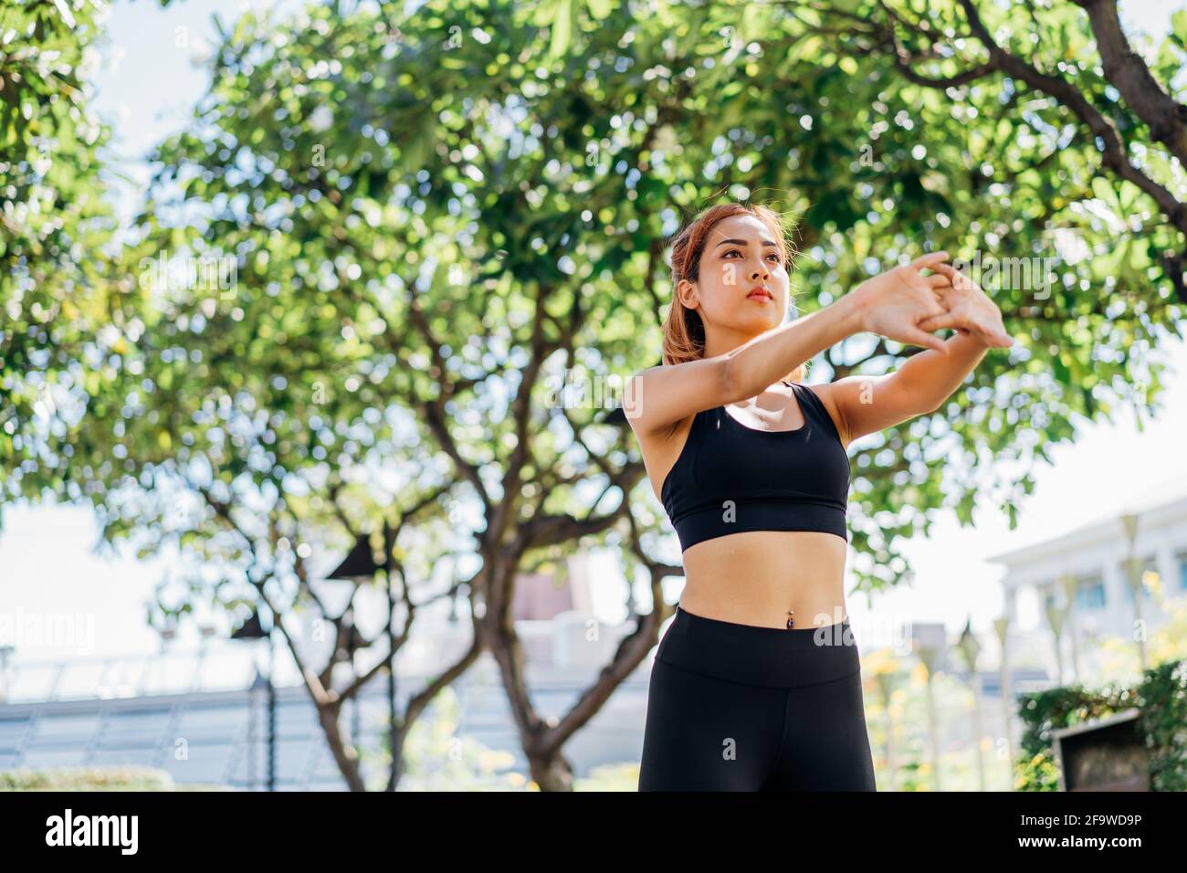 Athletic fit indian woman hi-res stock photography and images - Alamy