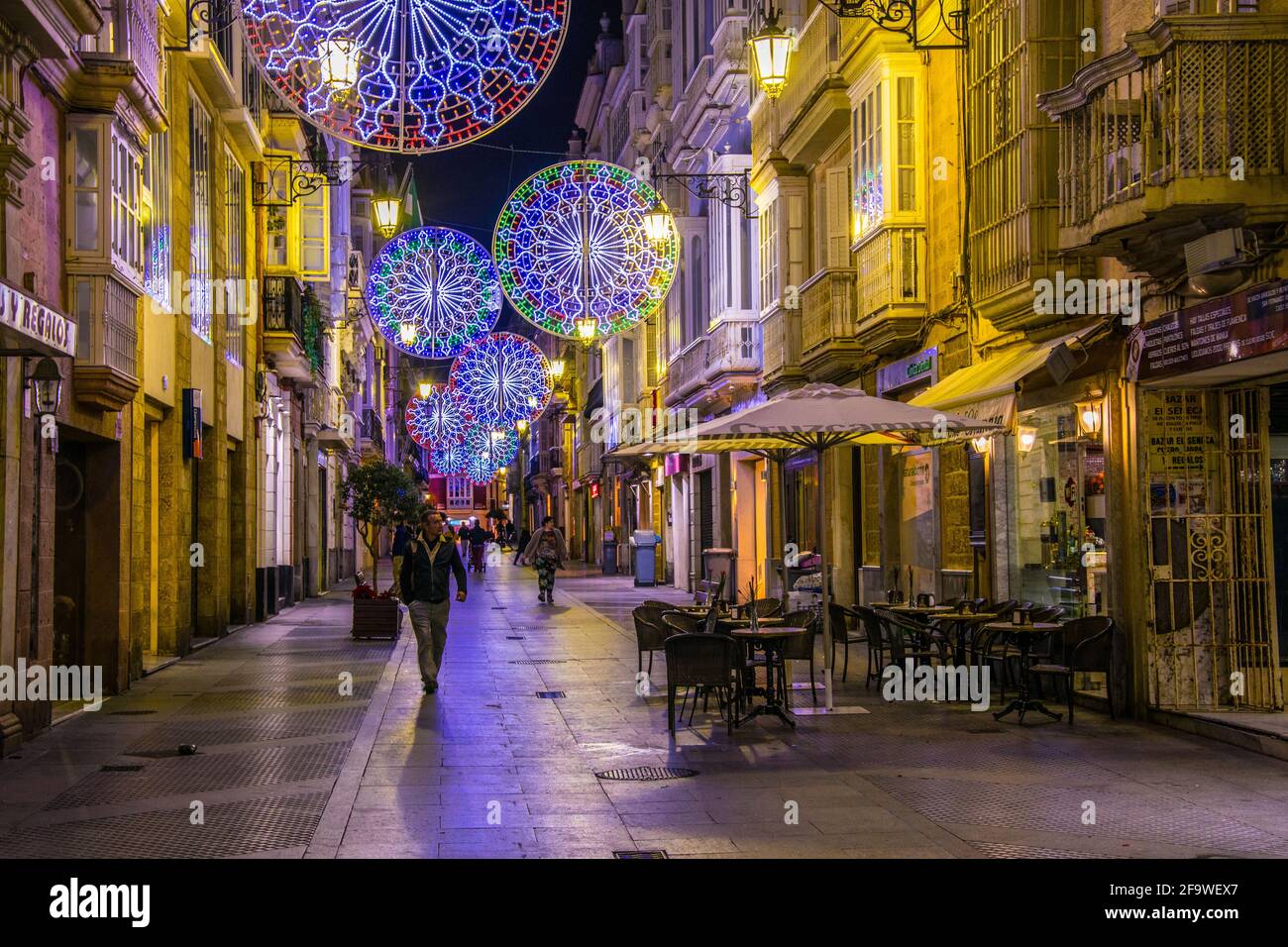 CADIZ, SPAIN, JANUARY 6, 2016: people are stolling over calle ancha ...