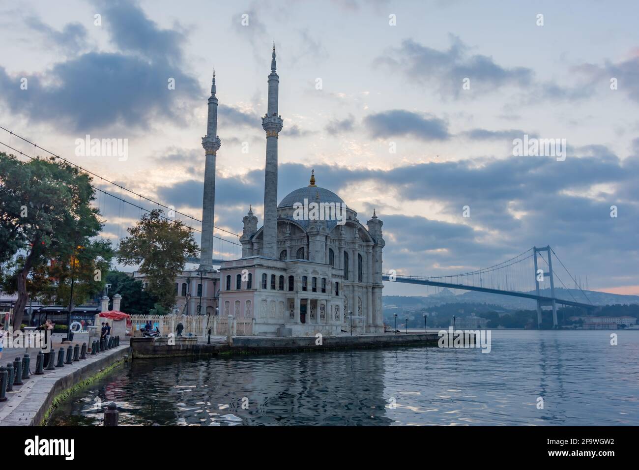 Istanbul scenery hi-res stock photography and images - Alamy