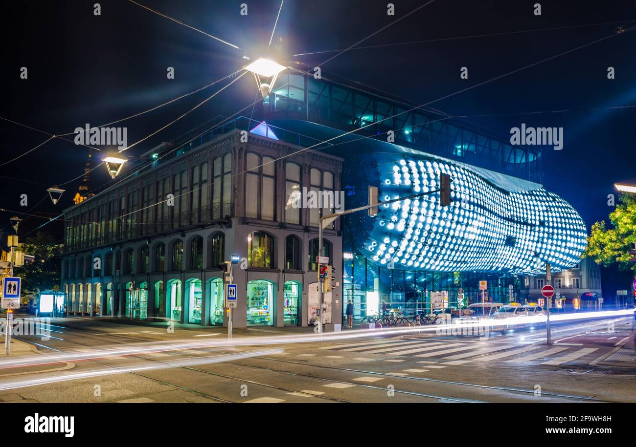 GRAZ, AUSTRIA - JULY 30, 2015: The Kunsthaus Graz aka Grazer Kunsthaus ...