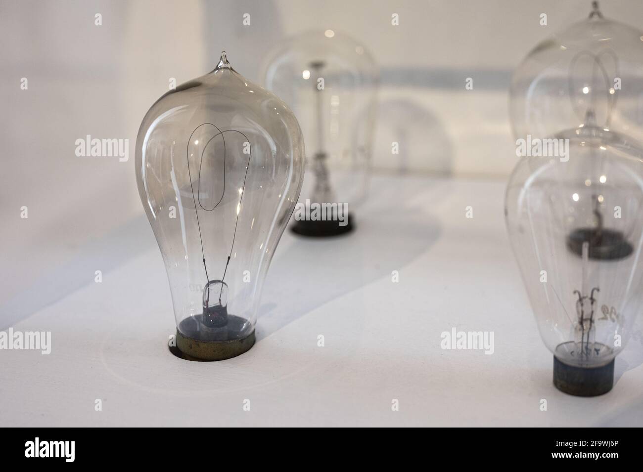 Details of old light bulbs in a museum Stock Photo - Alamy