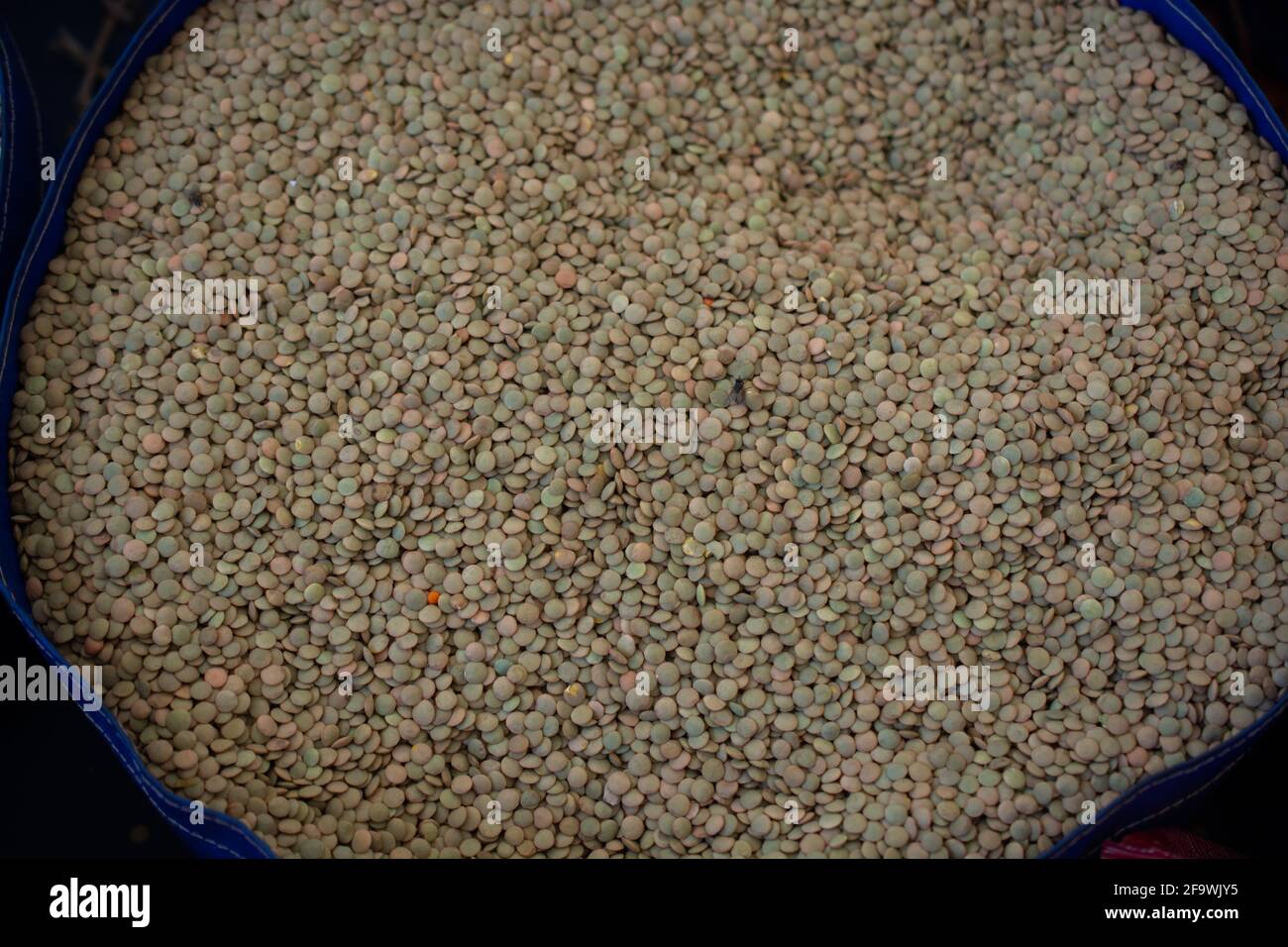 Lentils texture hi-res stock photography and images - Alamy