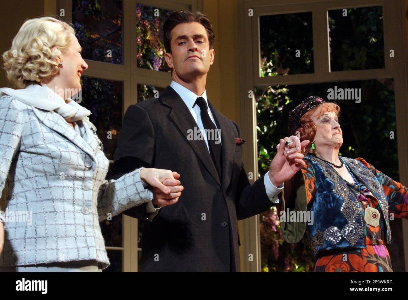 Angela atkinson hi-res stock photography and images - Alamy