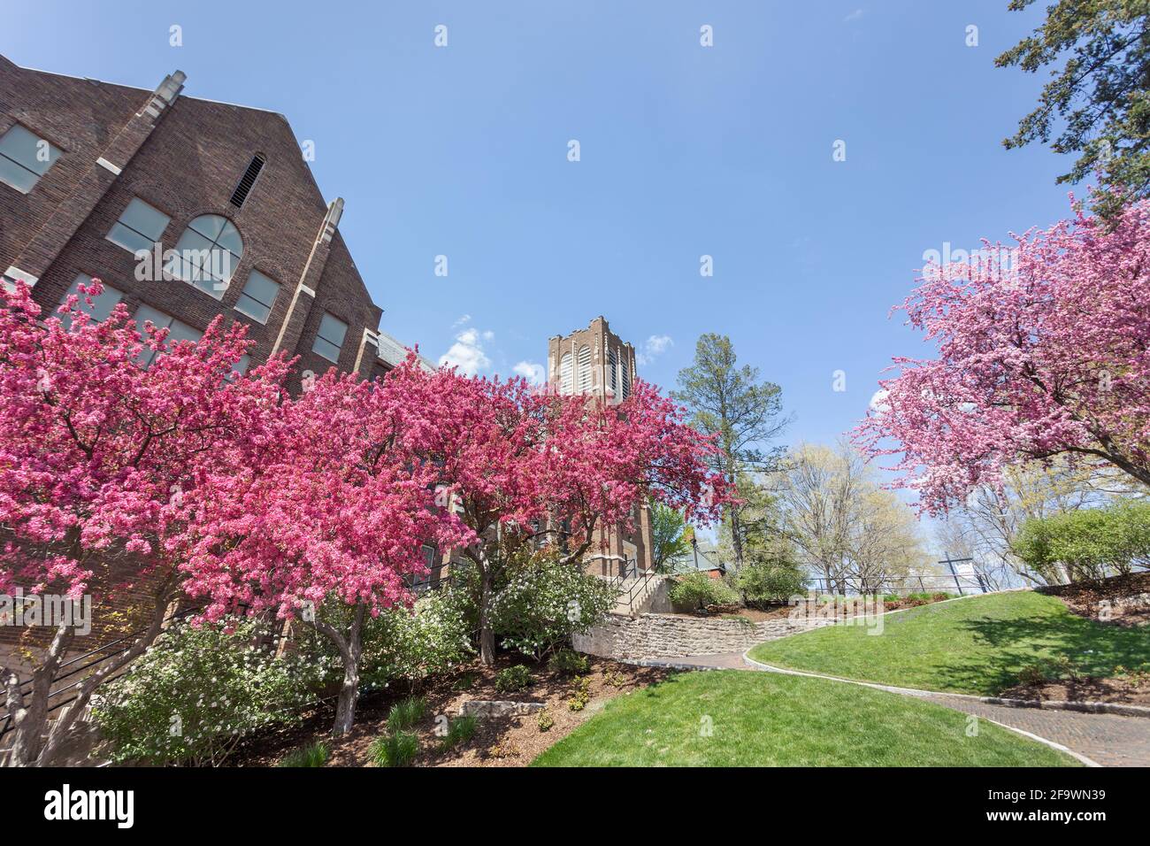 Snake Alley the world’s most crooked road in Burlington, Iowa Stock ...