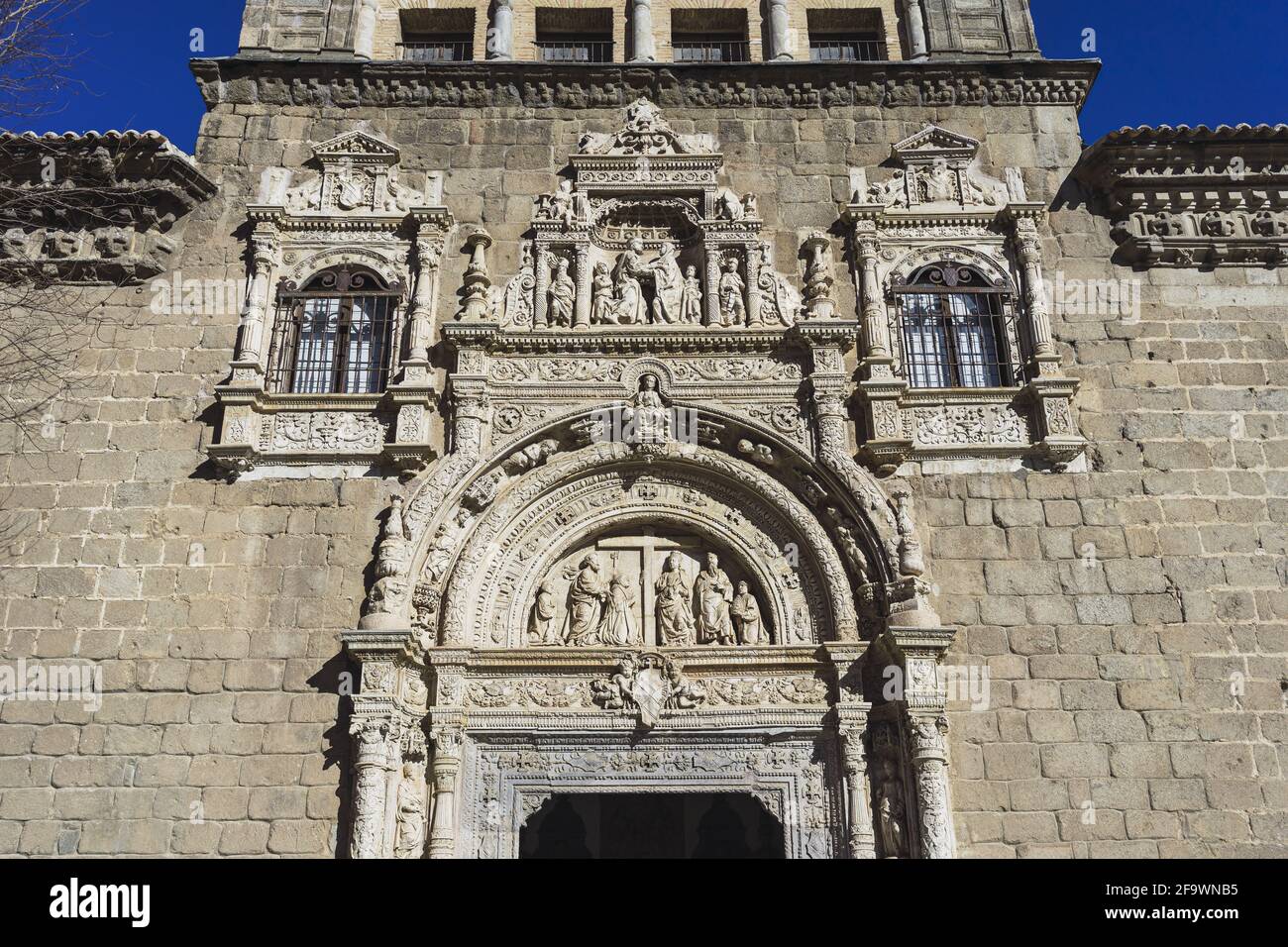 Cruz in toledo hi-res stock photography and images - Alamy