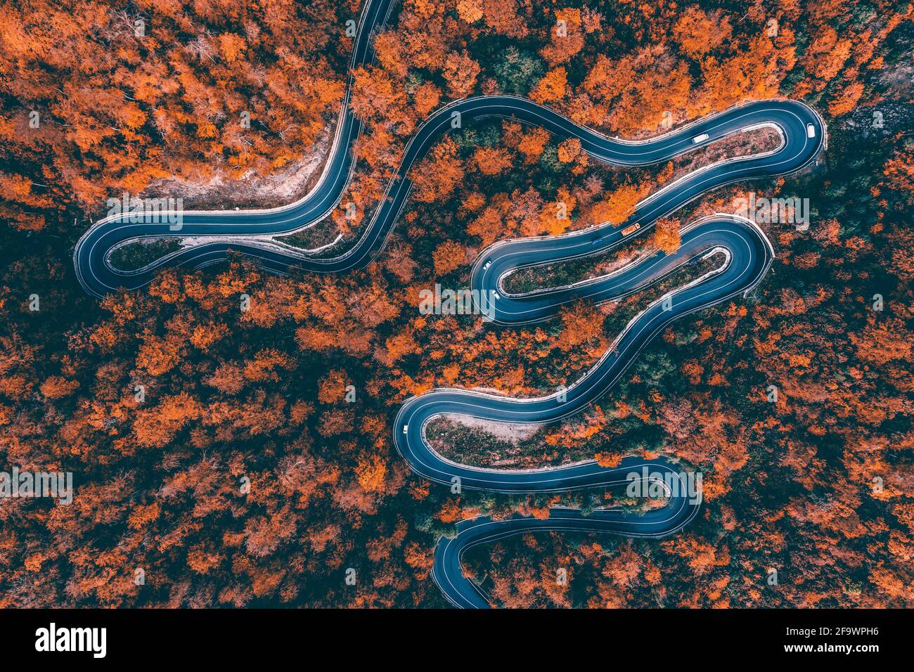 Scenic curvy road seen hi-res stock photography and images - Alamy