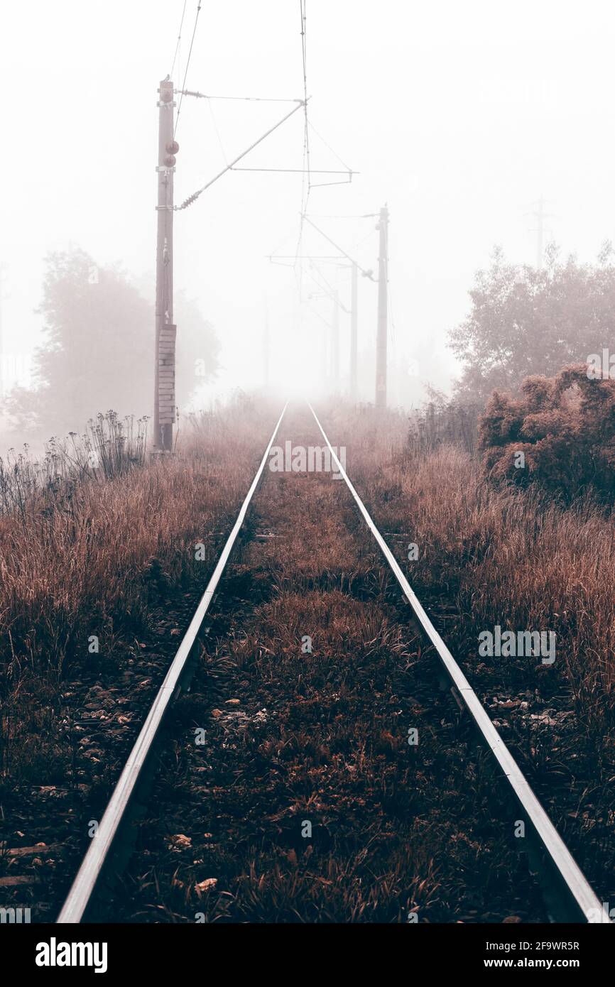 Thick white road line hi-res stock photography and images - Alamy