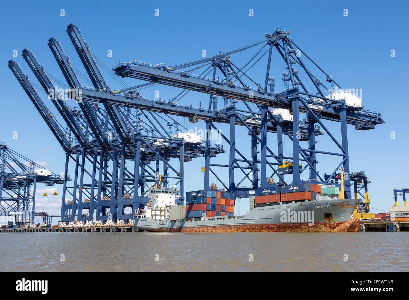 Gantry cranes on quayside at Port of Felixstowe, Suffolk, England, UK ...