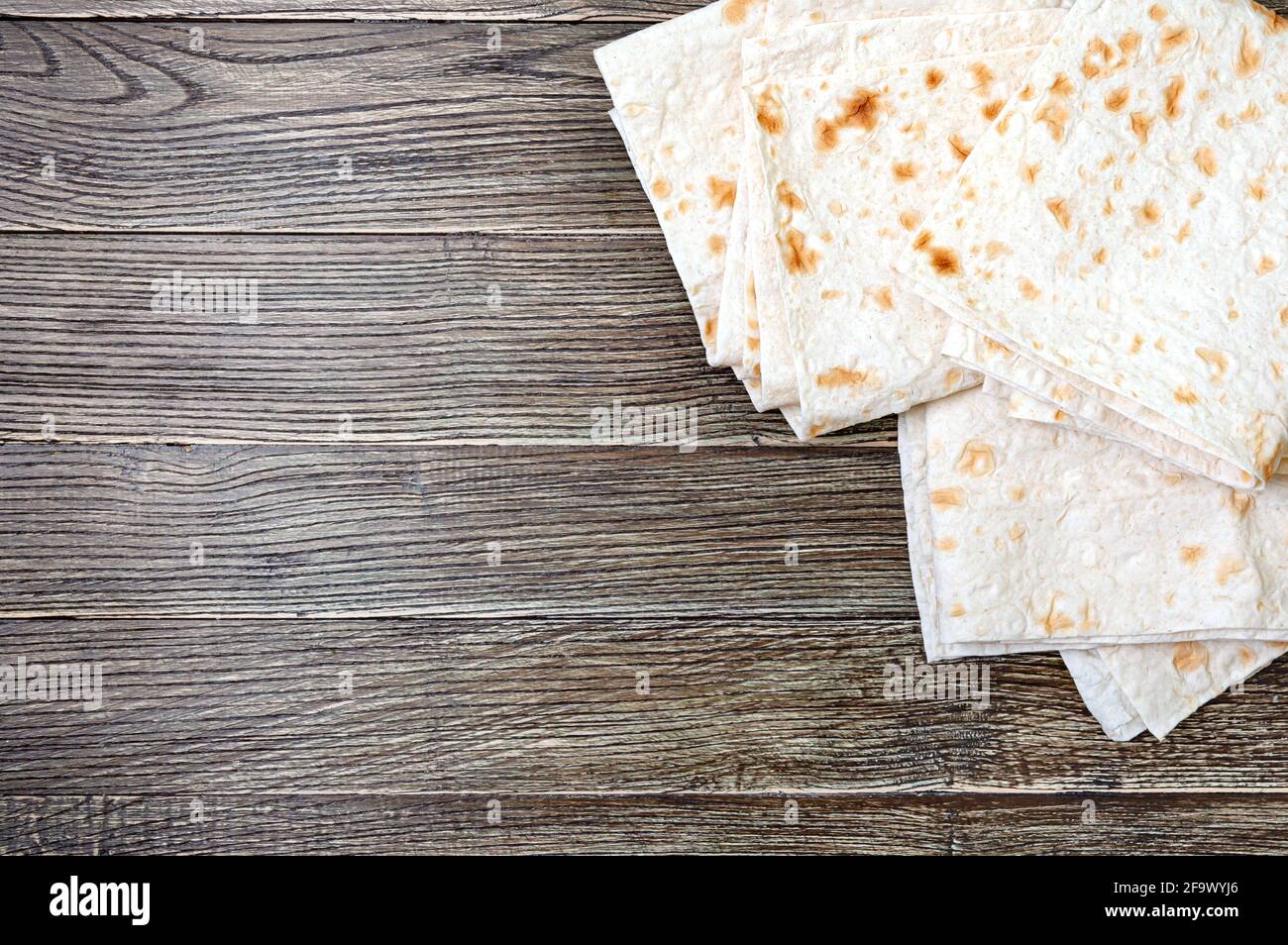 Falafel flatbread flat bread hi-res stock photography and images - Alamy