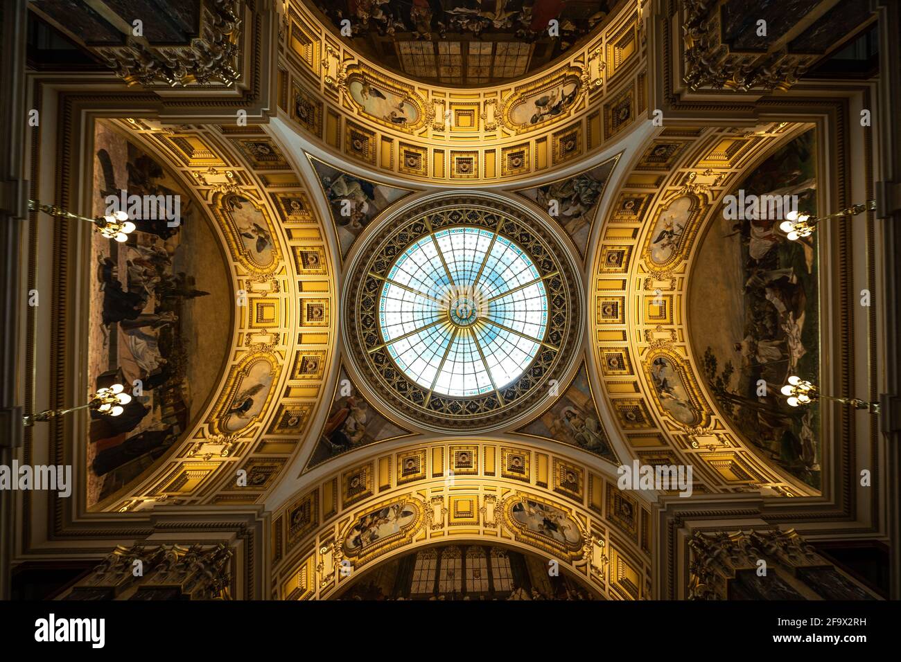 Natural history museum main hall stairs hi-res stock photography and ...