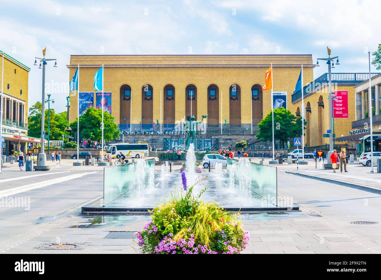 Sculpture in fountain gothenburg hi-res stock photography and images ...