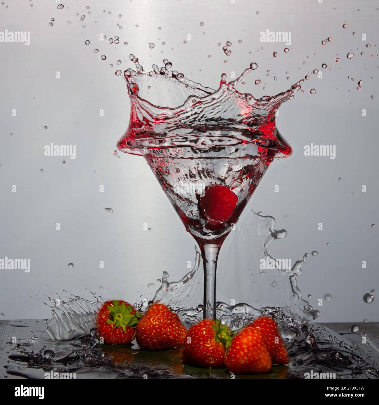 Juicy fruity splash hi-res stock photography and images - Alamy