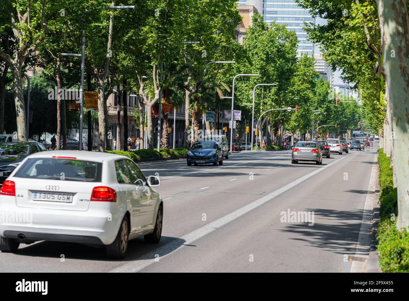 BARCELONA, SPAIN - JUNE 08, 2019: Rush Hour Car Traffic In Downtown ...