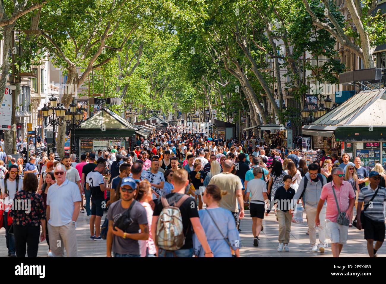 BARCELONA, SPAIN - JUNE 08, 2019: People Enjoying Everyday Life In ...
