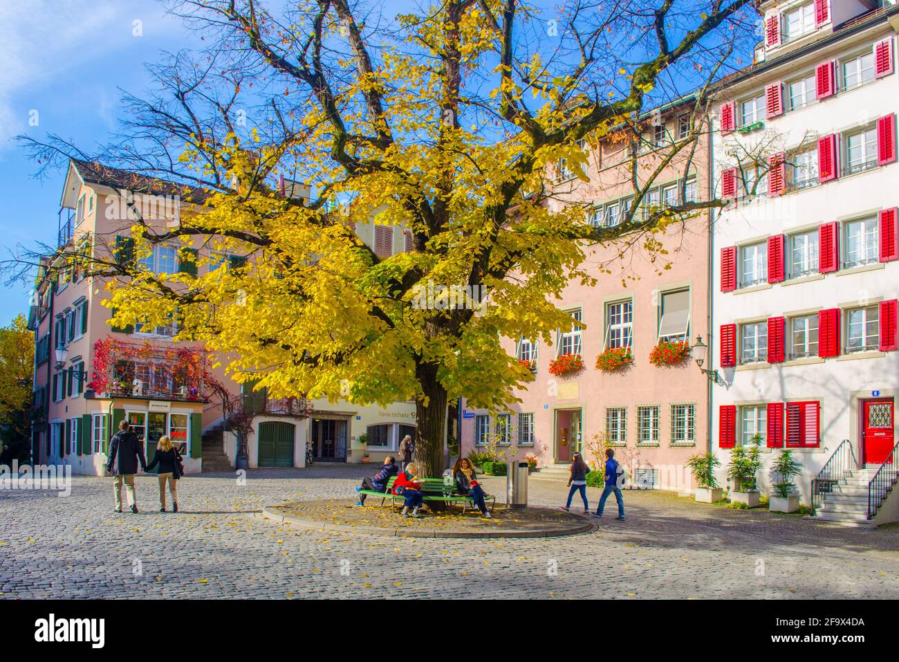 Central central square in zurich hi-res stock photography and images ...