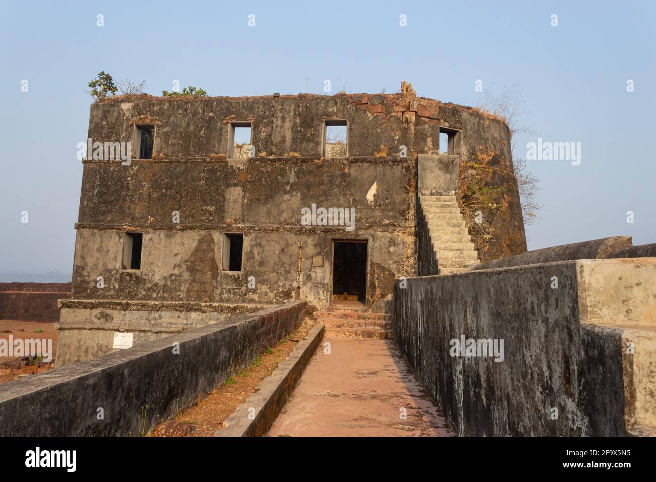 Ruined structures inside Jaigad Fort, Jaigad, Ratnagiri, Maharashtra ...