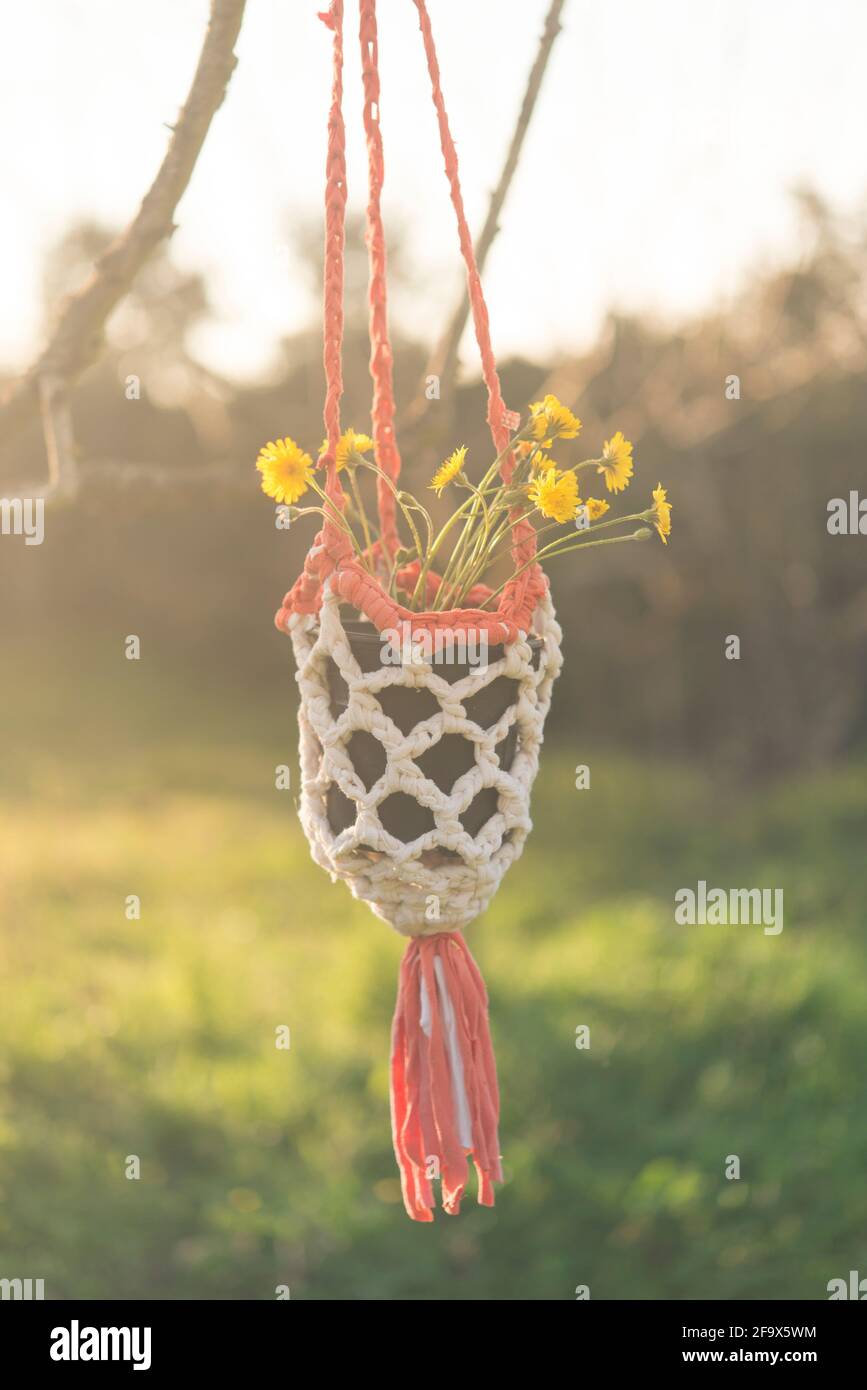 Macrame art hi-res stock photography and images - Alamy