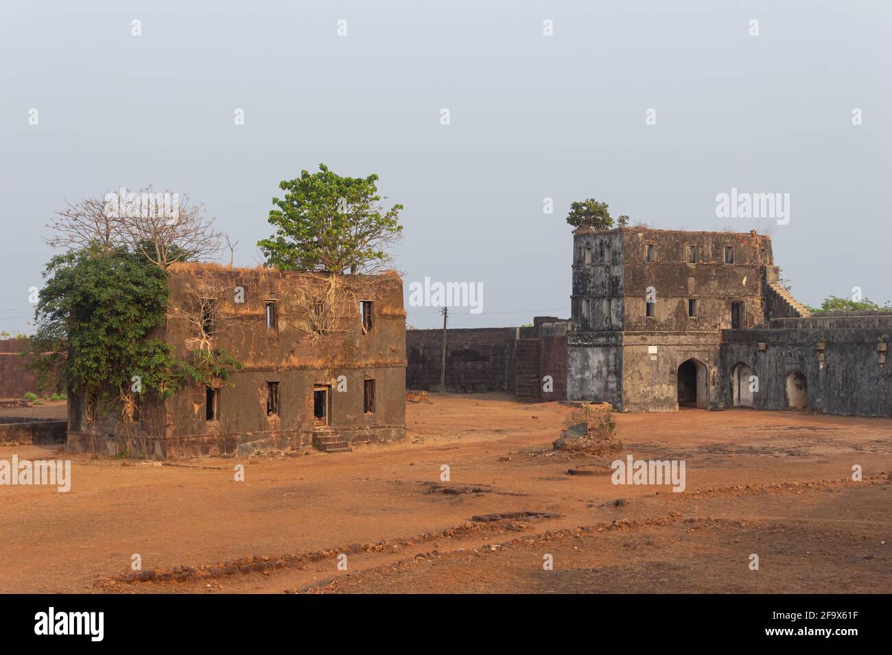 Ruined structures inside Jaigad Fort, Jaigad, Ratnagiri, Maharashtra ...