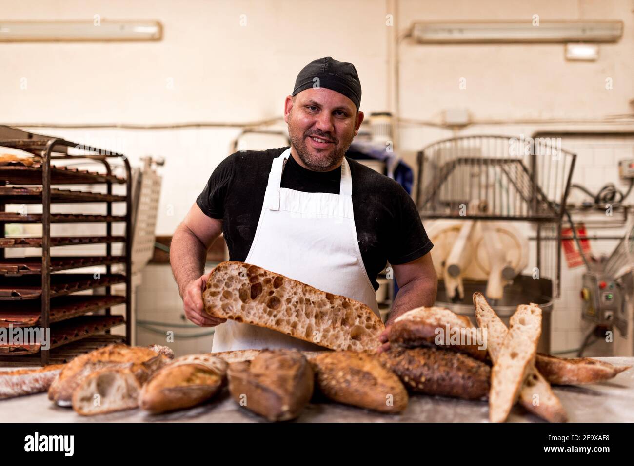 Bread making factory hi-res stock photography and images - Alamy
