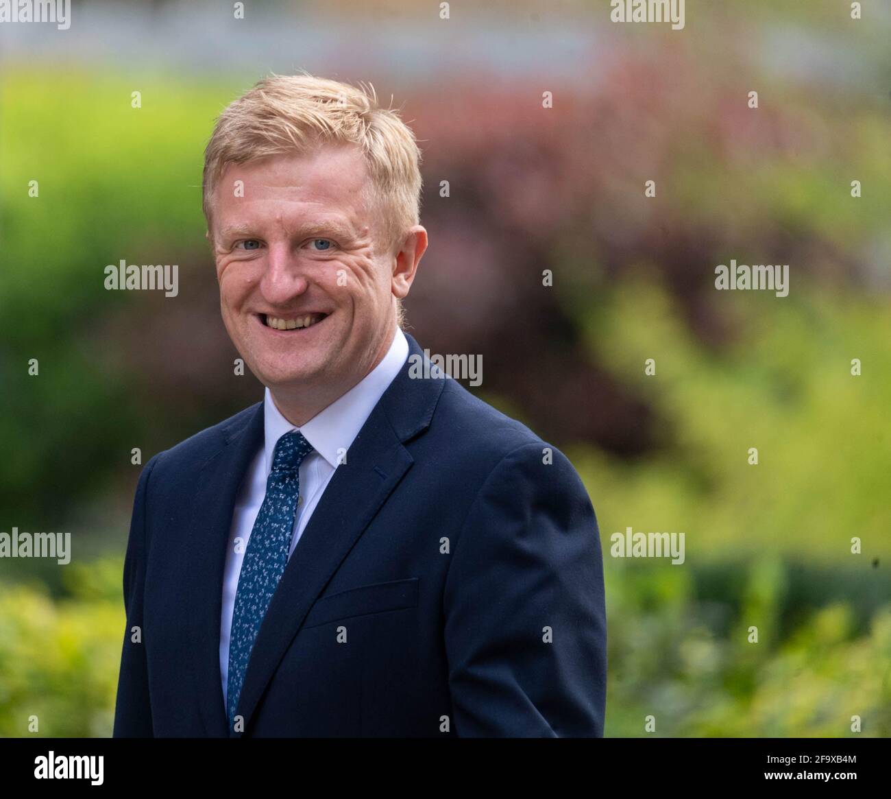 Oliver dowden hi-res stock photography and images - Alamy