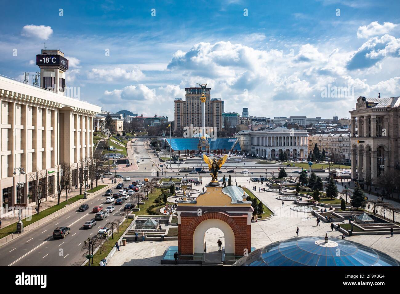 Kyiv, Ukraine - April 1, 2021: Independence square in Kyiv Stock Photo ...