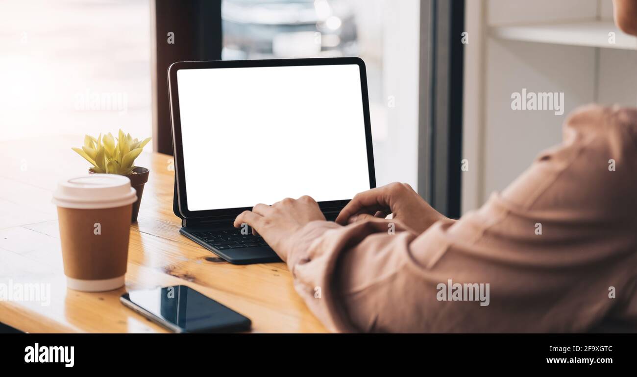 Simple screen hi-res stock photography and images - Alamy
