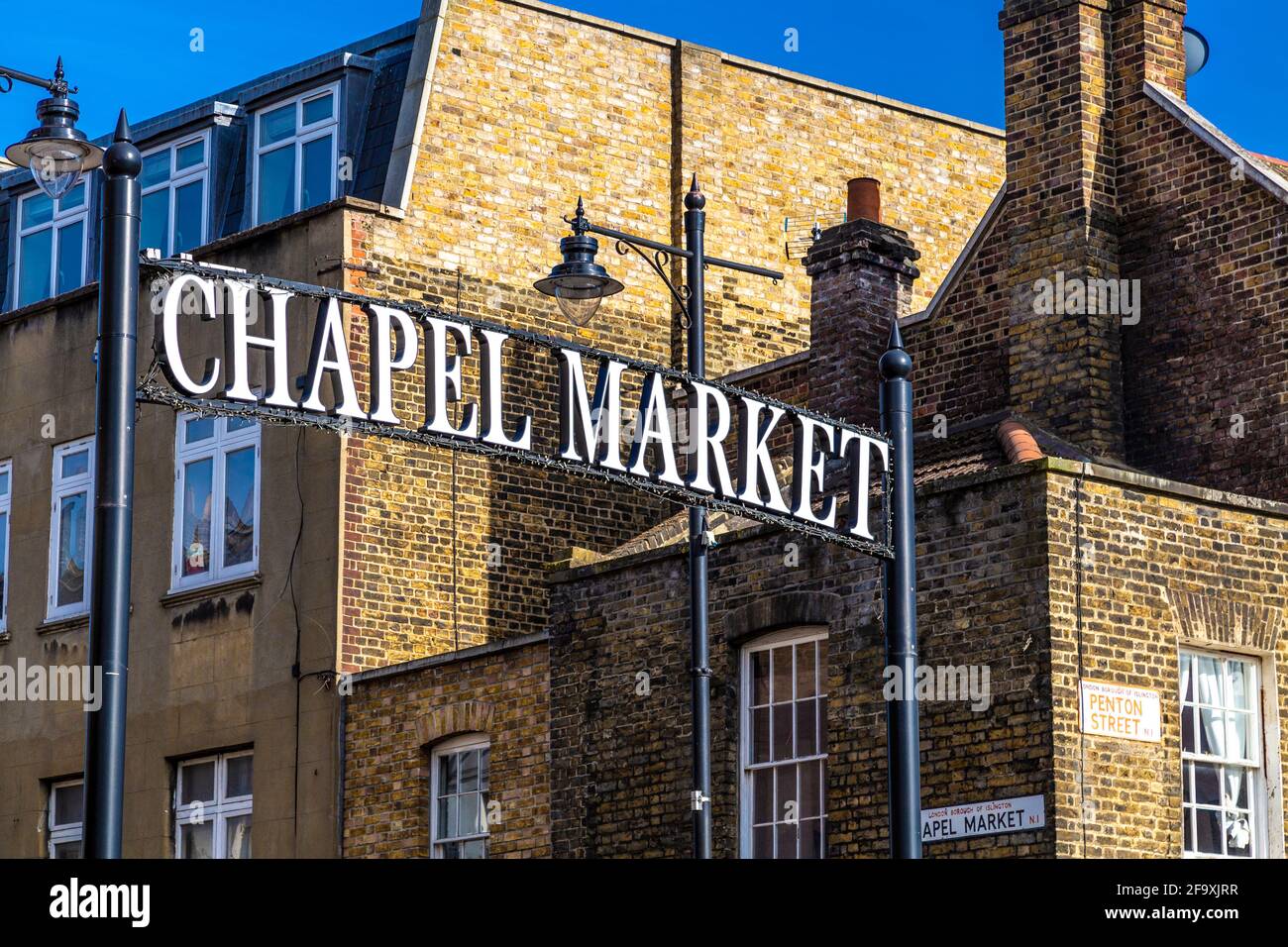 Sign in north london hi-res stock photography and images - Alamy