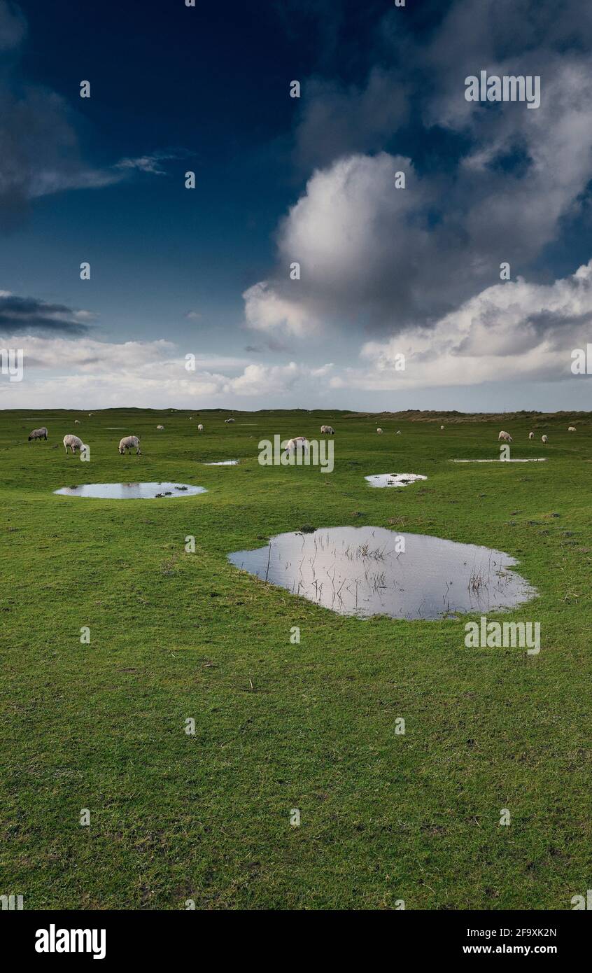 Weather patterns hi-res stock photography and images - Alamy