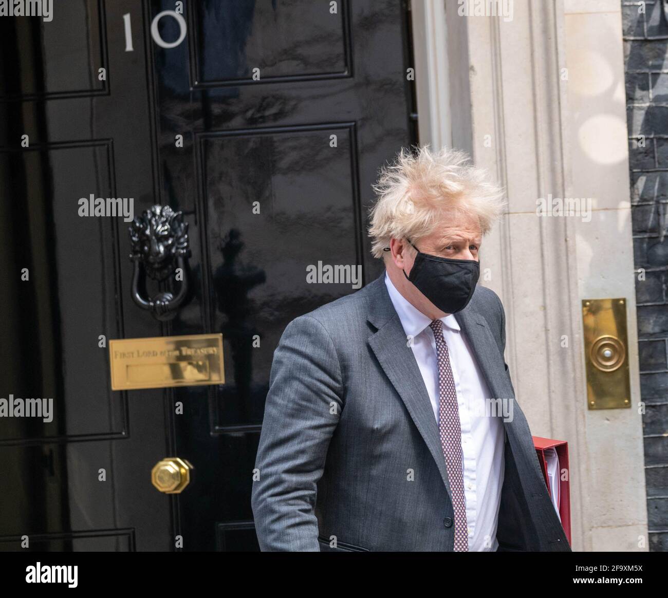 London, UK. 21st Apr, 2021. Boris Johnson, MP Prime Minister leaves 10 ...