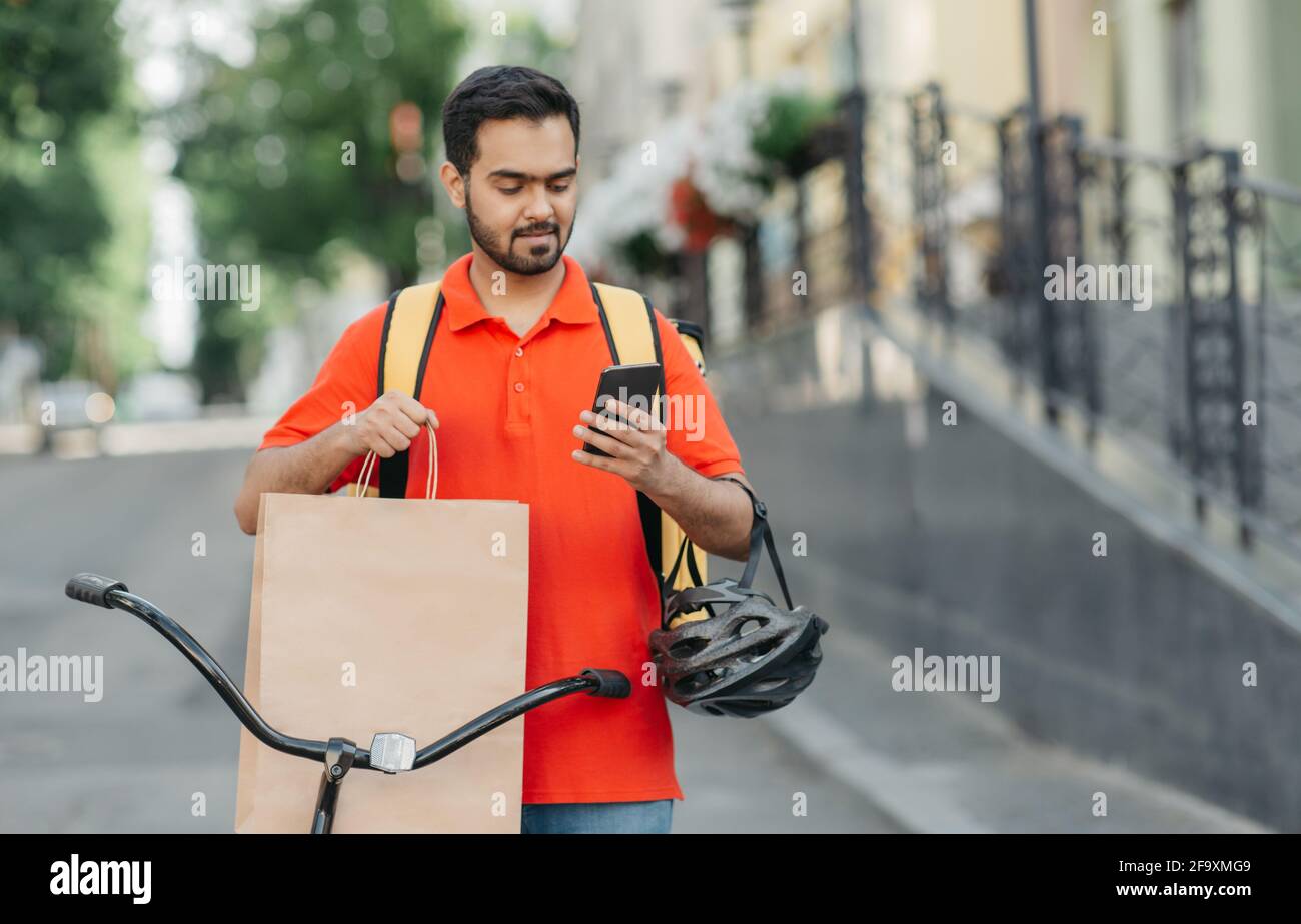 Delivery city hi-res stock photography and images - Alamy