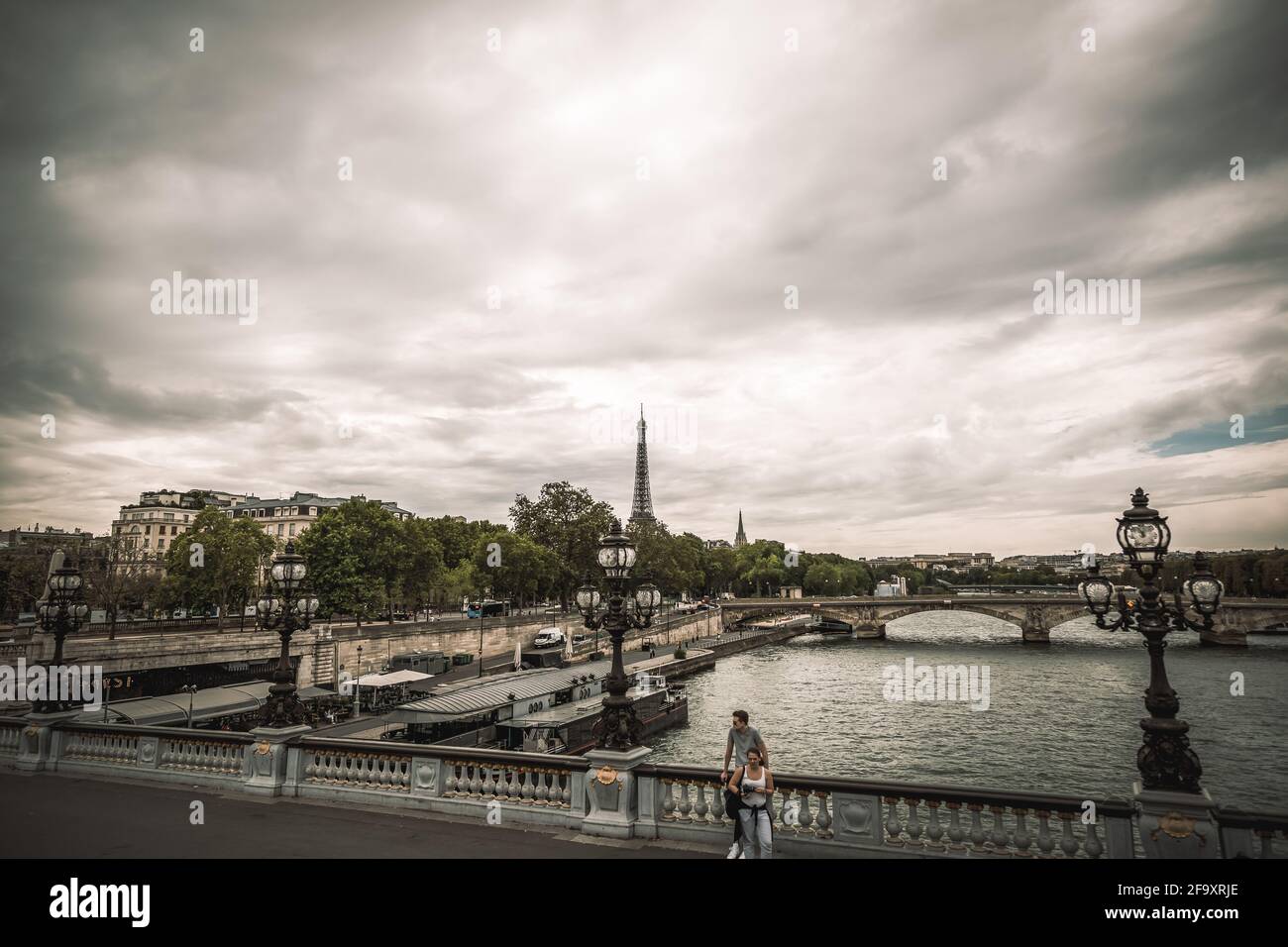 Daily life on the streets of Paris, France Stock Photo - Alamy
