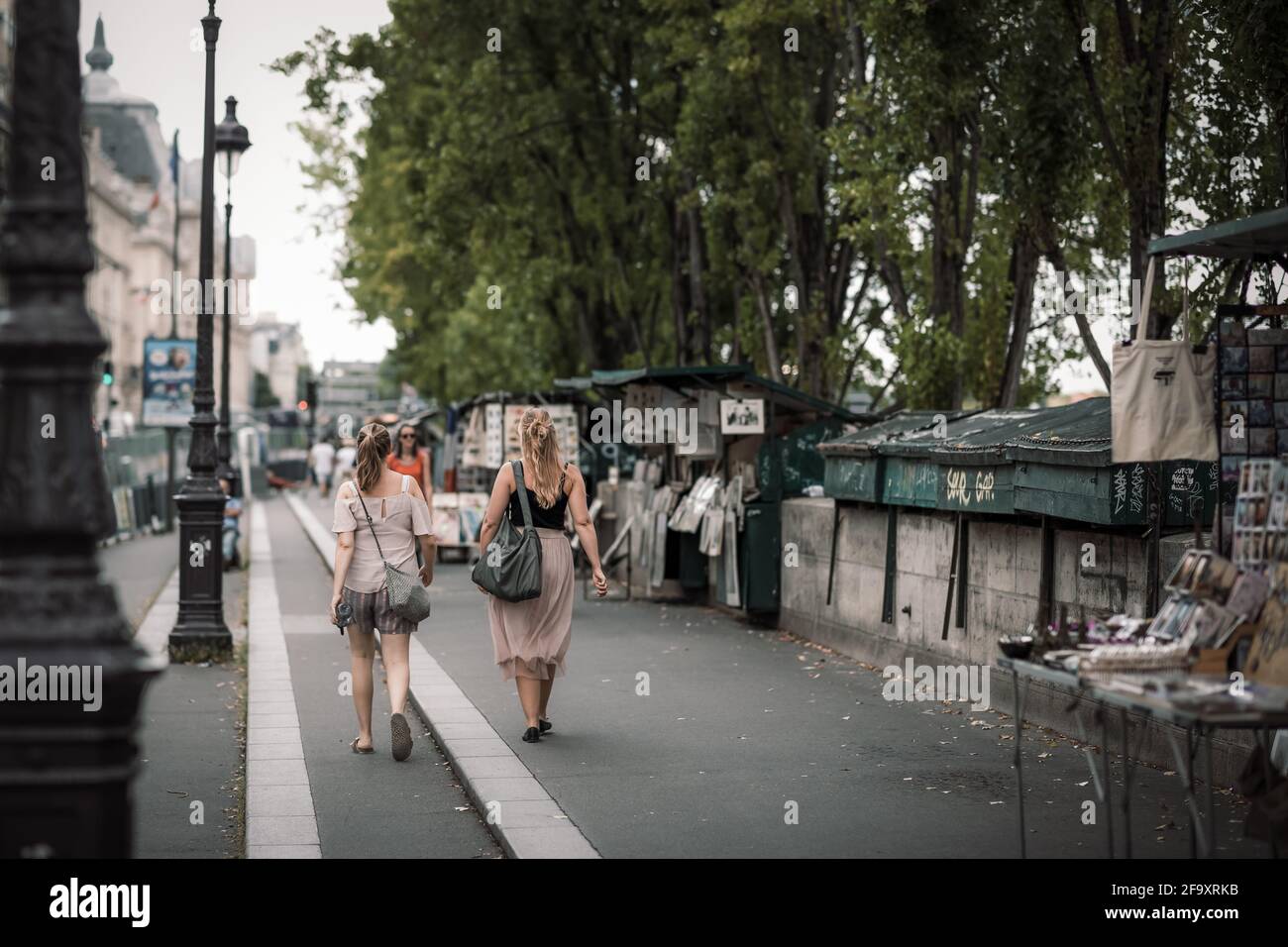 Daily life on the streets of Paris, France Stock Photo - Alamy