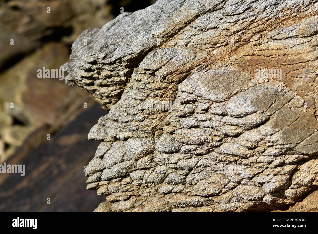 Sedimentary rock layers horizontal hi-res stock photography and images ...