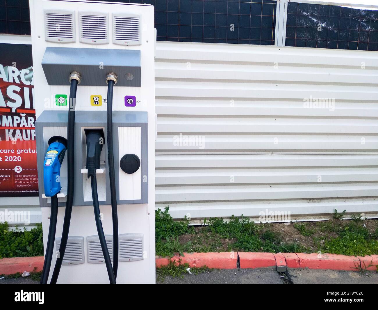Electric car charging point, electrical car charging station in ...