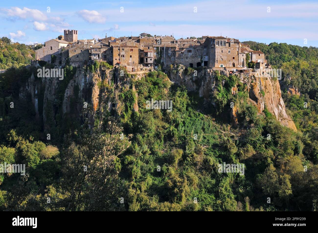 Calcata italy hi-res stock photography and images - Alamy