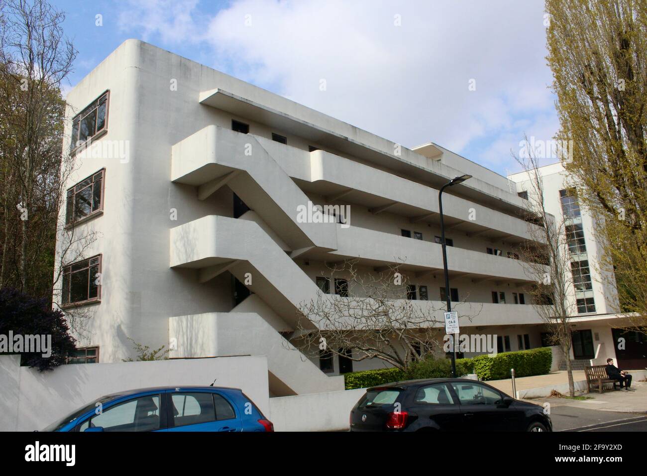 Isokon flats lawn road belsize hi-res stock photography and images - Alamy