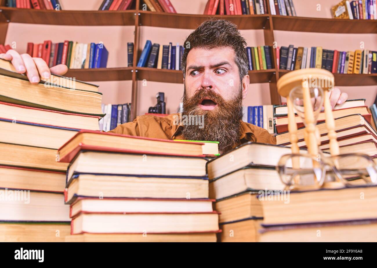 Confused Student High Resolution Stock Photography and Images - Alamy