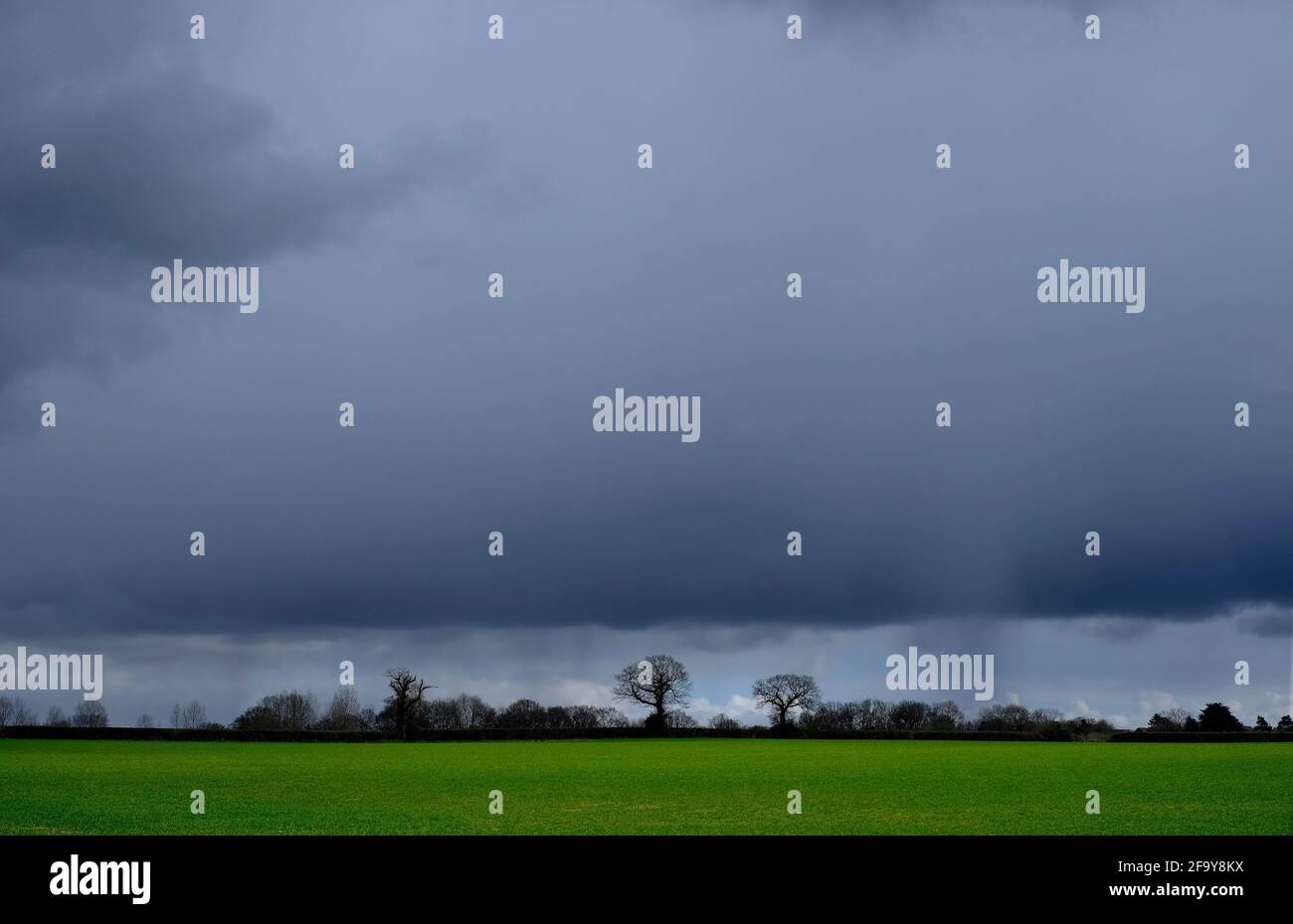 Dark rain clouds hi-res stock photography and images - Alamy