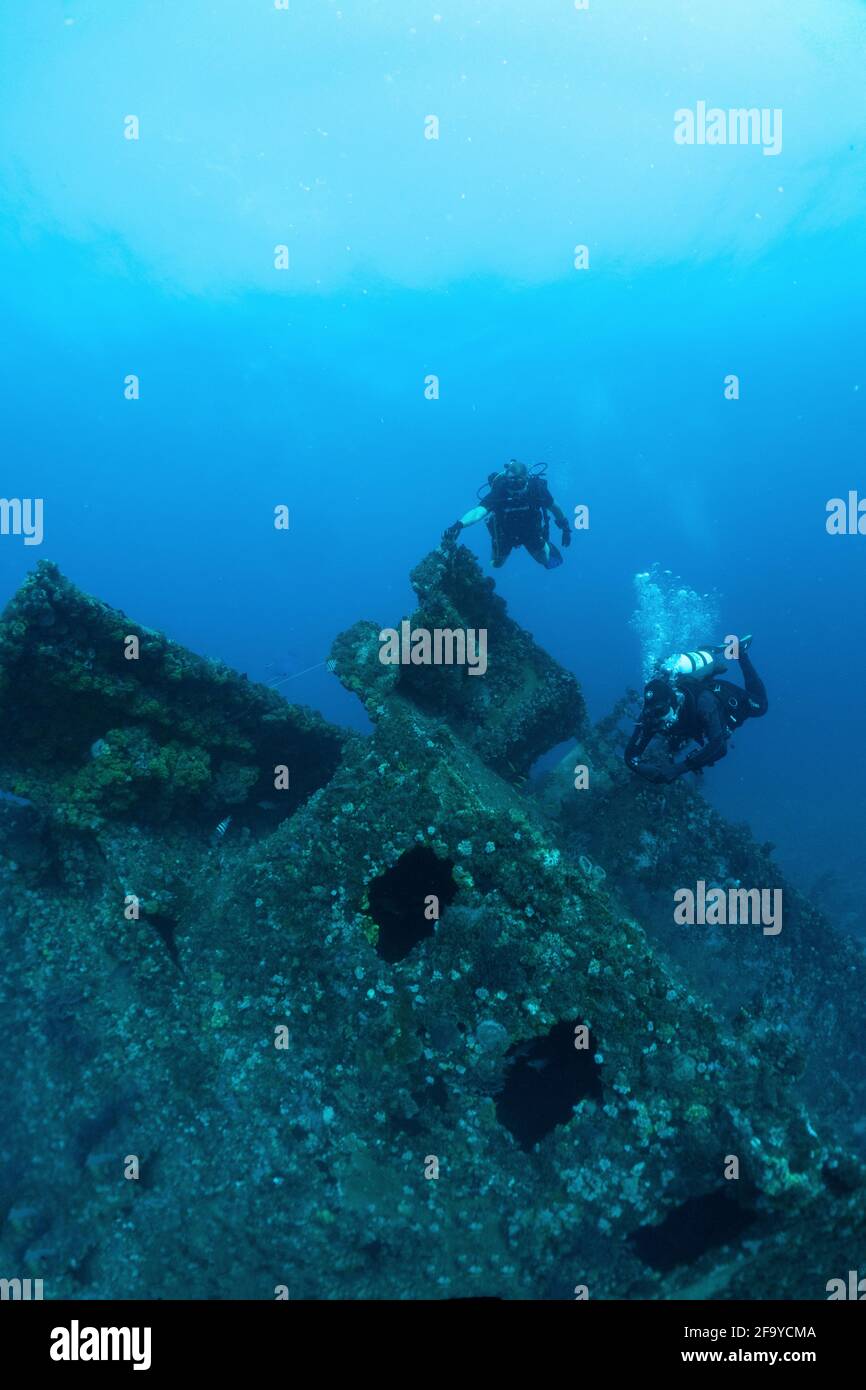 Caribbean wreck diving hi-res stock photography and images - Alamy