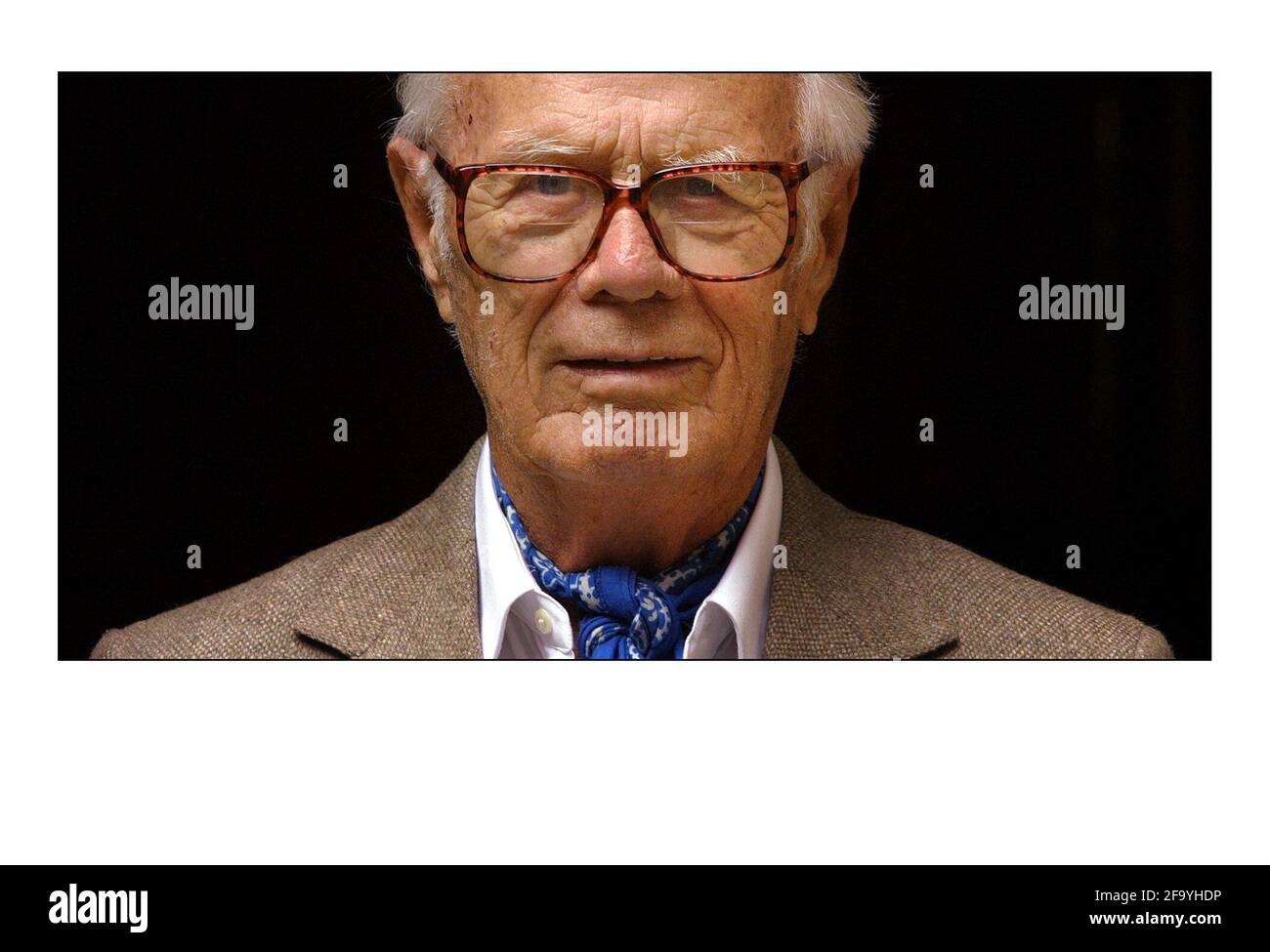 Richard Widmark.........actor in London.pic David Sandison. 9/7/2002 ...