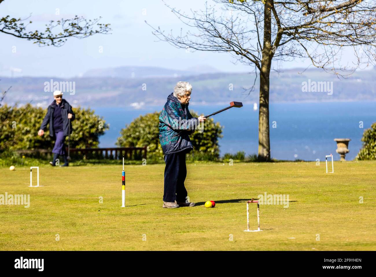 Pictured with edinburgh castle hi-res stock photography and images - Alamy
