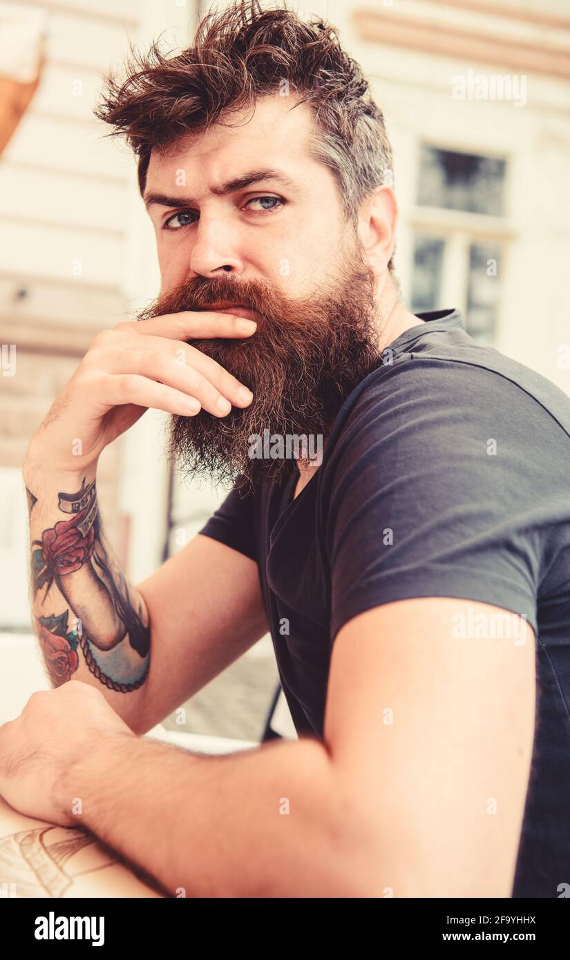 Thoughtful client hi-res stock photography and images - Alamy