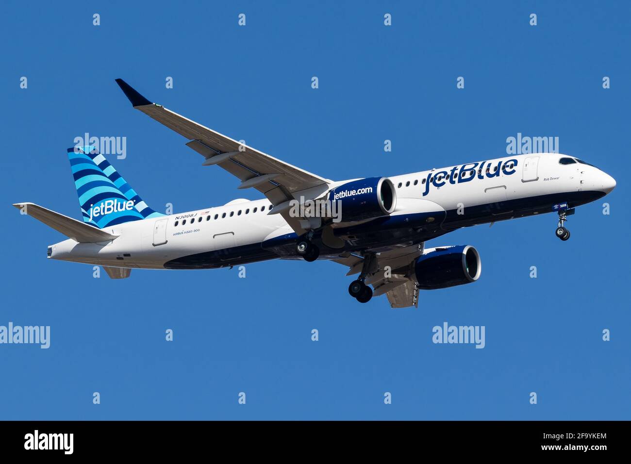 Pittsburgh international airport hi-res stock photography and images ...