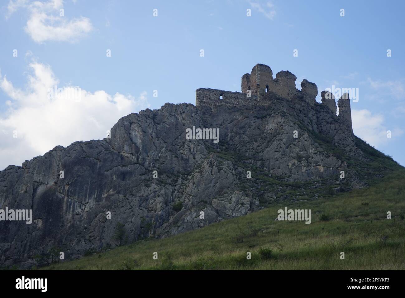 Cetatea Trascaului / Cetatea Coltesti / Torockóvár Photography Stock ...