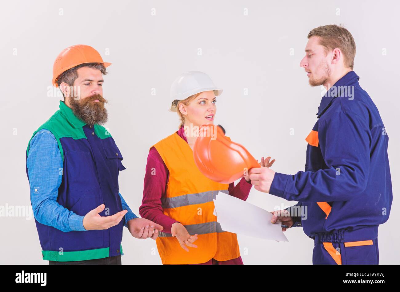 Builders and engineer arguing, misunderstanding. Labor dispute concept ...