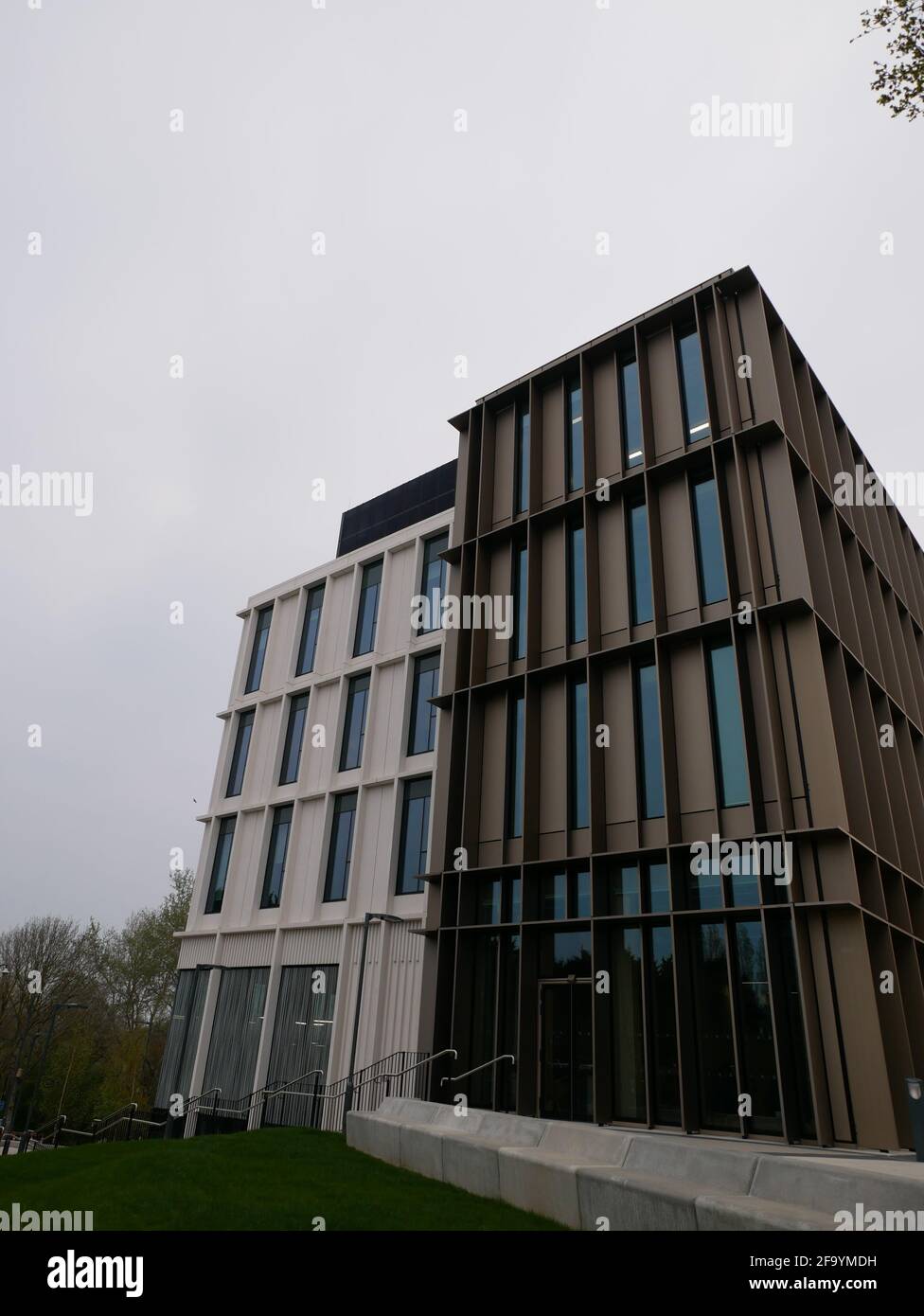 Medical school university of warwick hi-res stock photography and images - Alamy