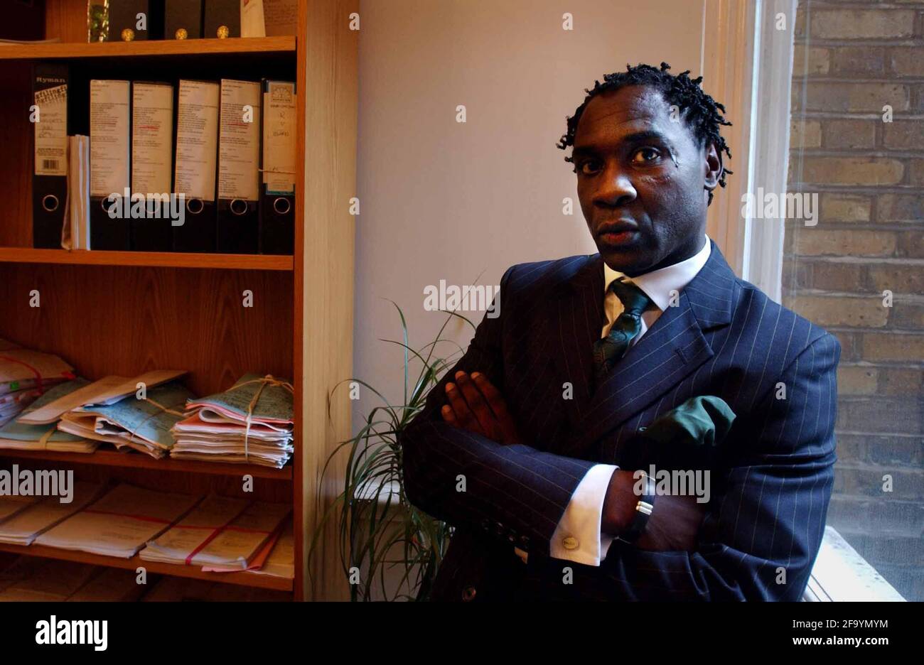 BARRISTER,JOHN HURLOCK IN HIS CHAMBERS,BEDFORD ROW. 8/8/02 PILSTON ...