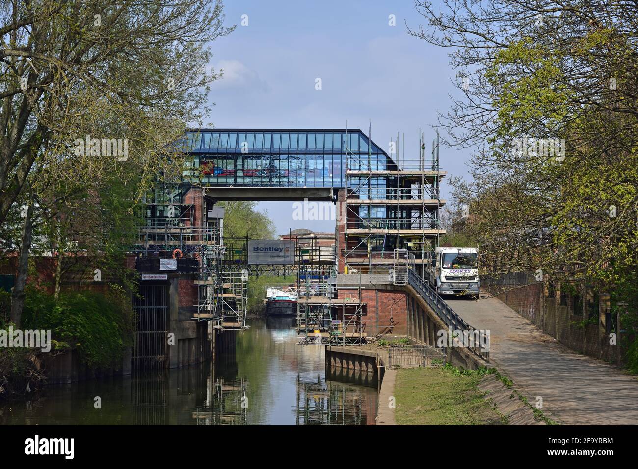 Foss barrier flood defence hi-res stock photography and images - Alamy